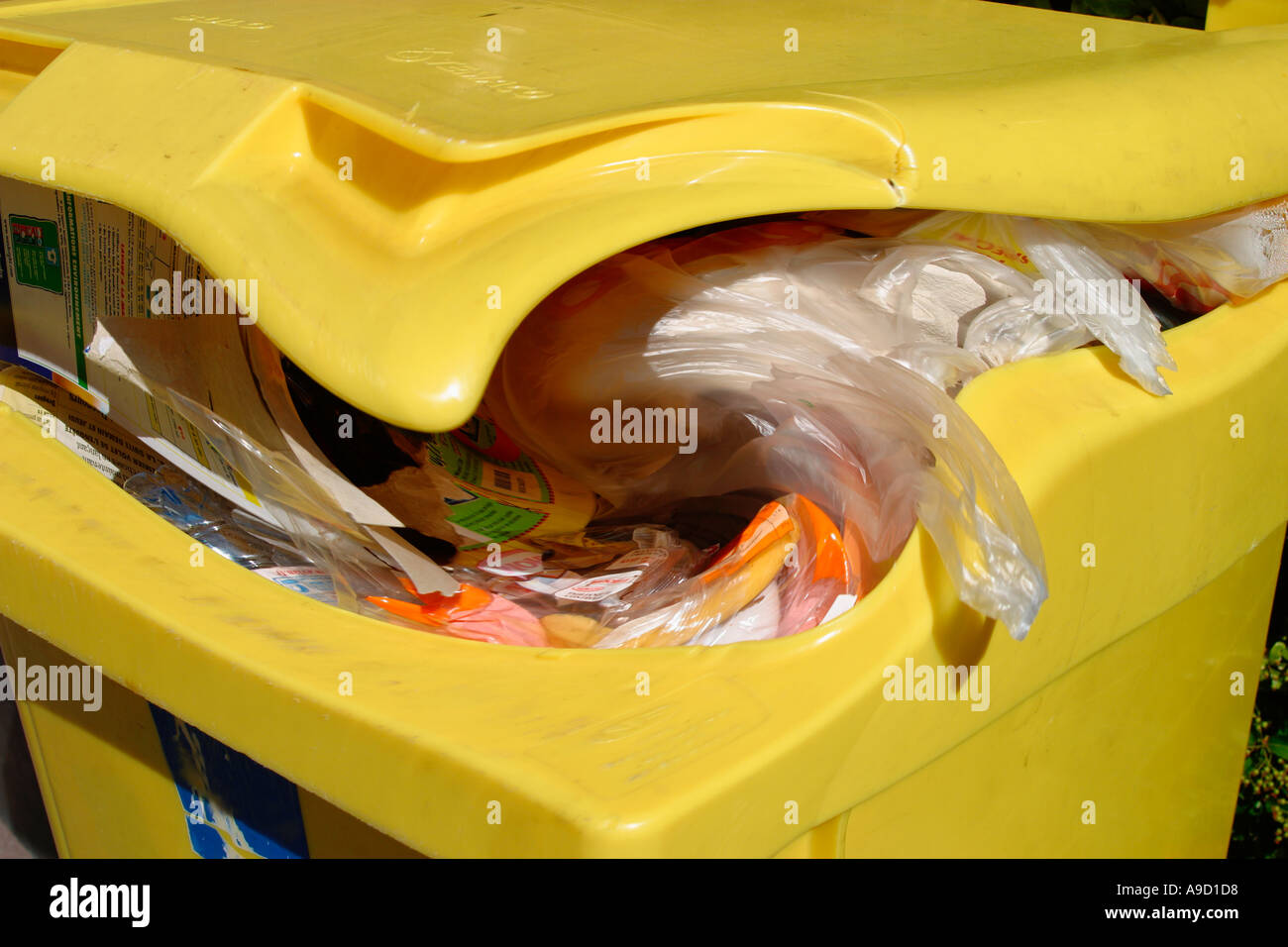 Selective dustbins hi-res stock photography and images - Alamy