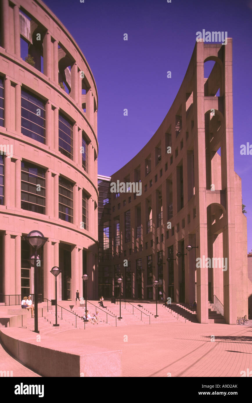 Library square hi-res stock photography and images - Alamy