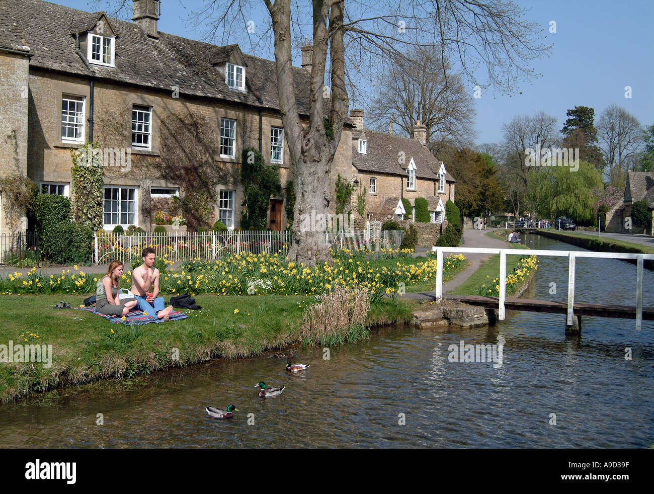 Lower Slaughter Gloucestershire River Eye and limestone cottages in ...