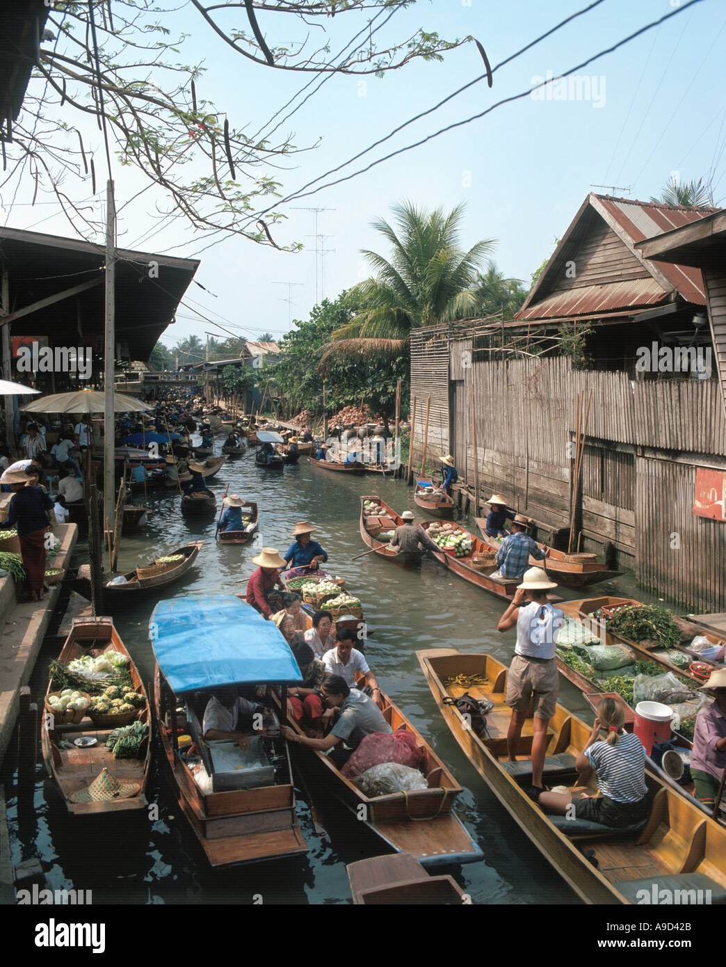 Floating Market at Damnoen Saduak near Bangkok, Thailand taken in 1990 ...