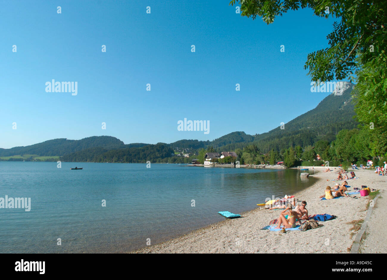 Main beach at Fuschl am See, Lake Fuschl, Austria Stock Photo - Alamy