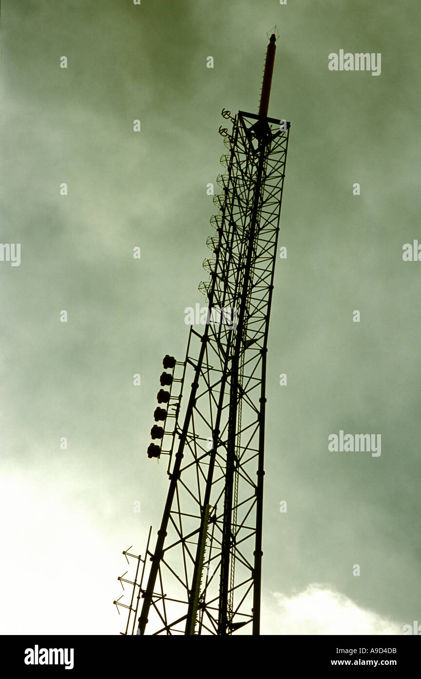 Rf antenna signal hi-res stock photography and images - Alamy