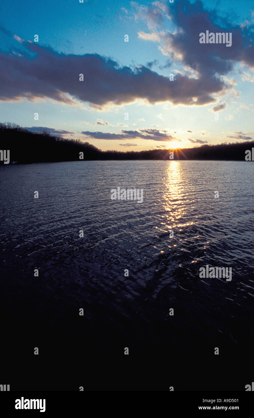 Sunset on Kentucky Lake Stock Photo - Alamy