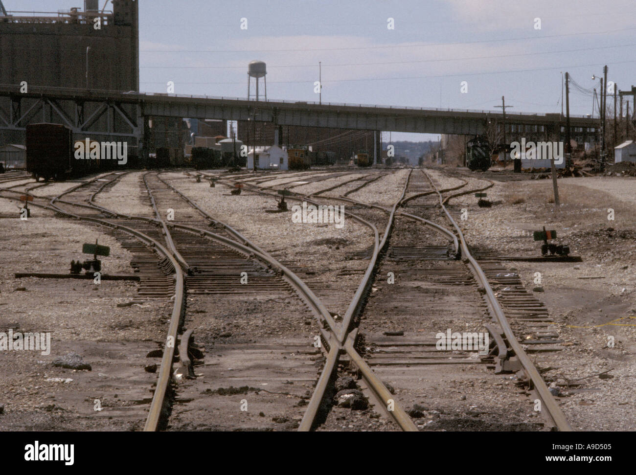 Empty railyard hi-res stock photography and images - Alamy