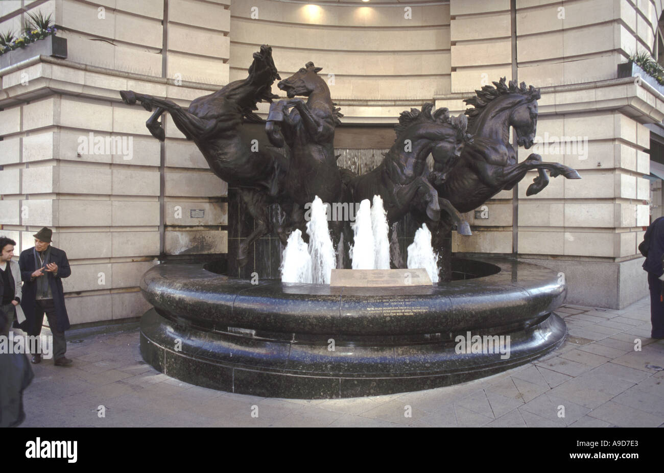 Statue of helios High Resolution Stock Photography and Images - Alamy