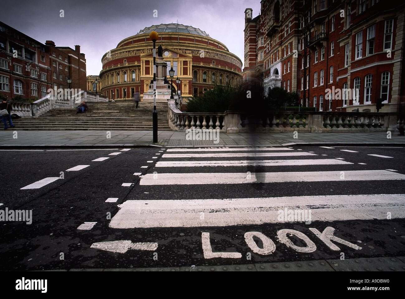 Pedestrian Crossing Uk High Resolution Stock Photography and Images - Alamy