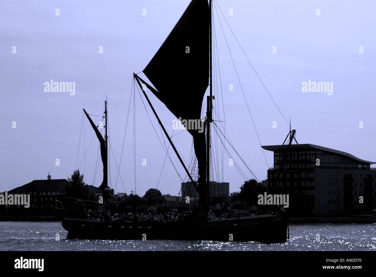 england london docklands canary wharf complex canary riverside Stock ...