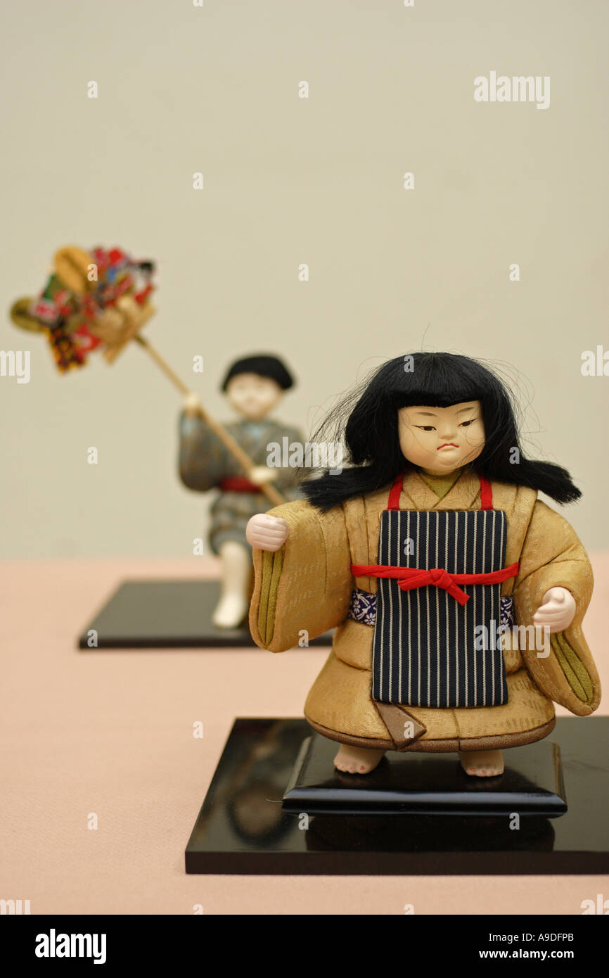 Japanese doll craft display hi-res stock photography and images - Alamy
