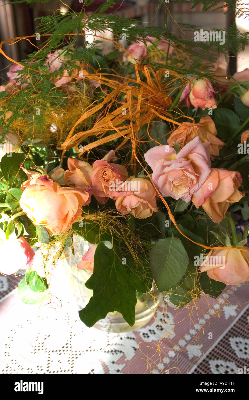 Polish wedding bouquet of pink roses. Lodz Poland Stock Photo - Alamy