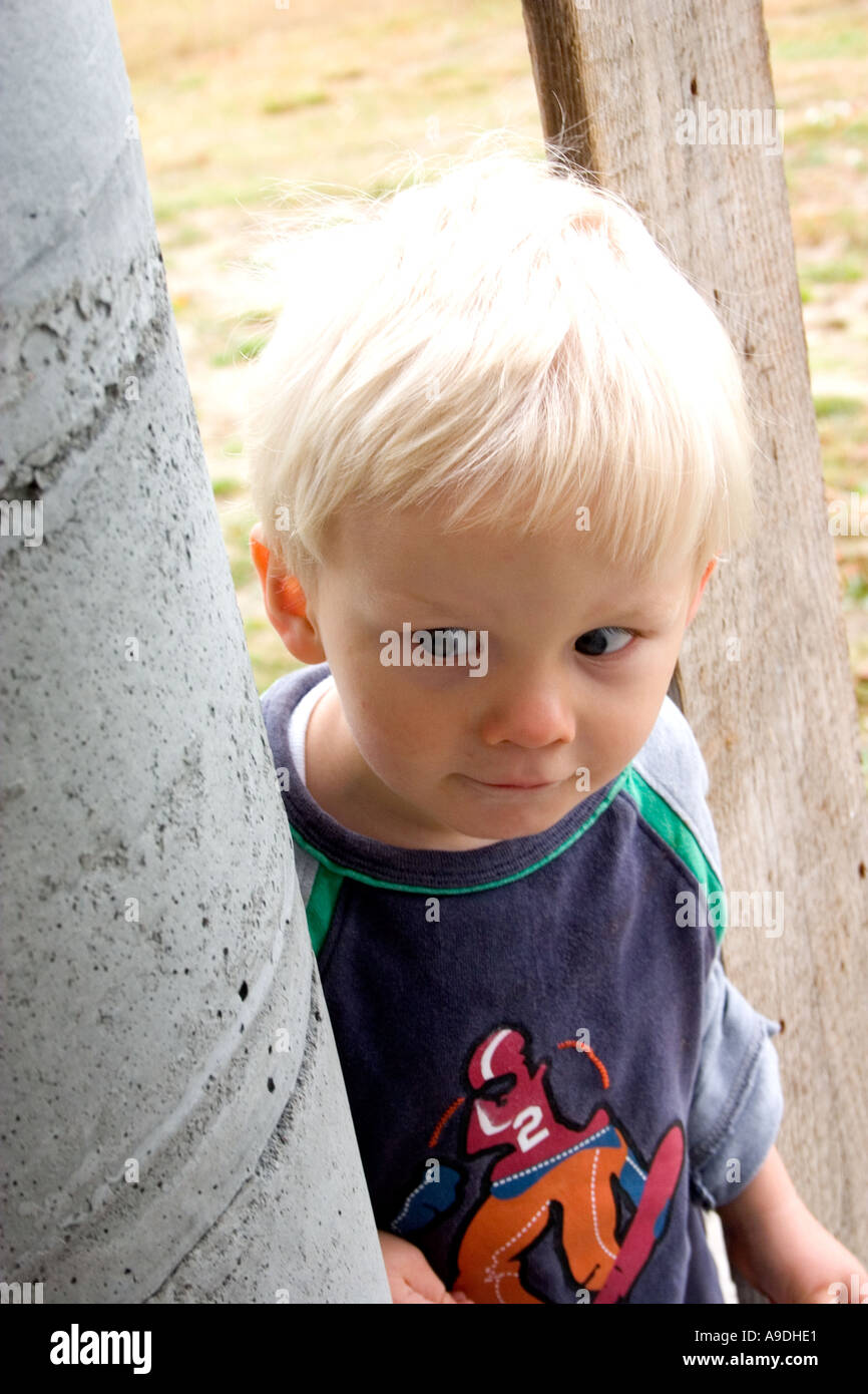 Quizzically hi-res stock photography and images - Alamy