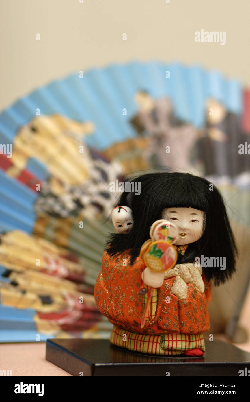 Japanese doll craft display hi-res stock photography and images - Alamy
