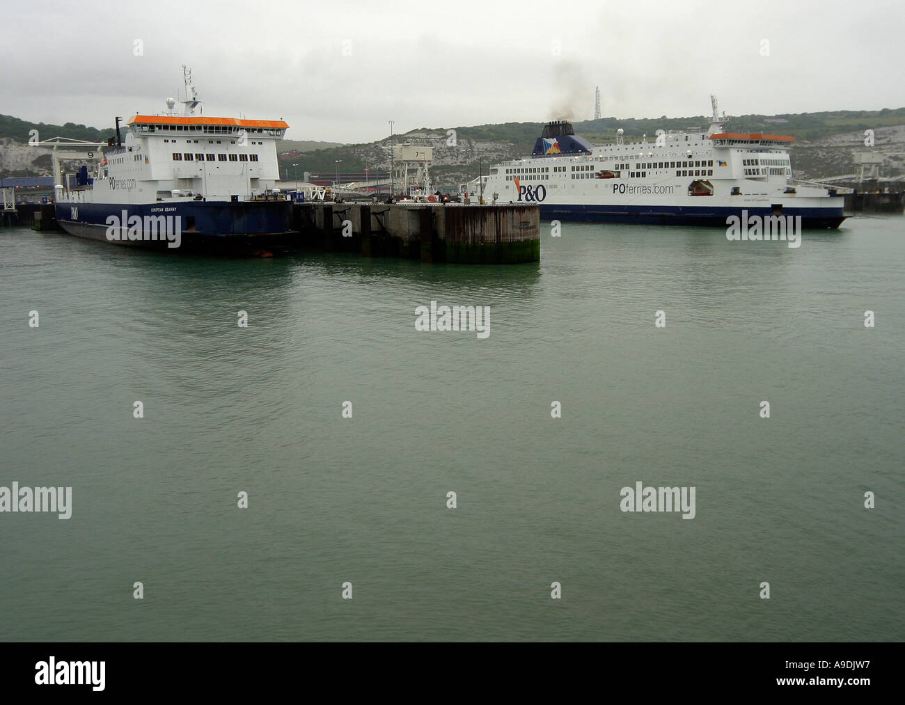 Car ferry ferries hi-res stock photography and images - Alamy