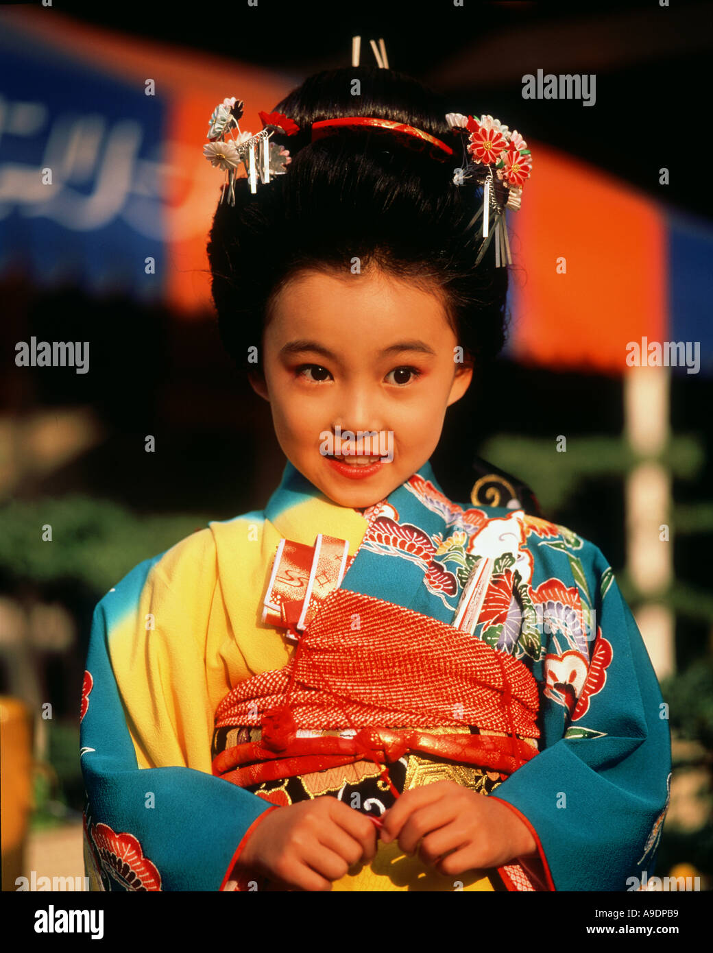 Japanese children kimono hi-res stock photography and images - Alamy