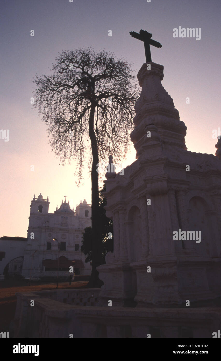 GOA The Church of the Holy Spirit on Largo de Igreja in the old quarter ...