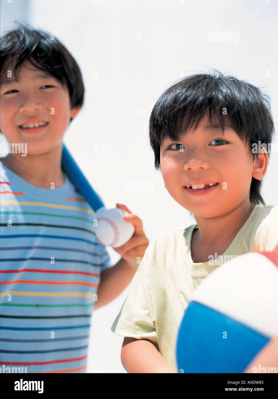 Japan children baseball hi-res stock photography and images - Alamy