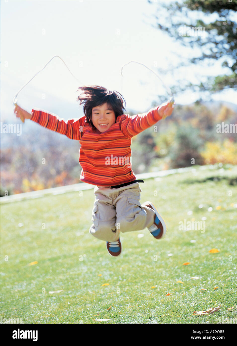 Asian children jump rope hi-res stock photography and images - Alamy