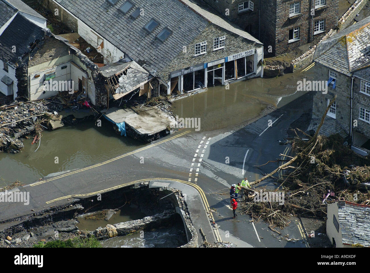 Boscastle flood 2004 hi-res stock photography and images - Alamy