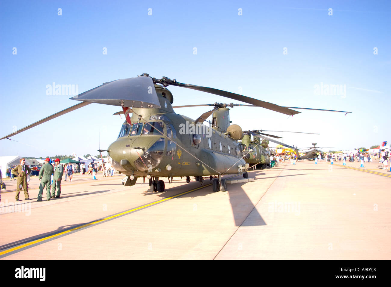 Raf chinook iraq hi-res stock photography and images - Alamy
