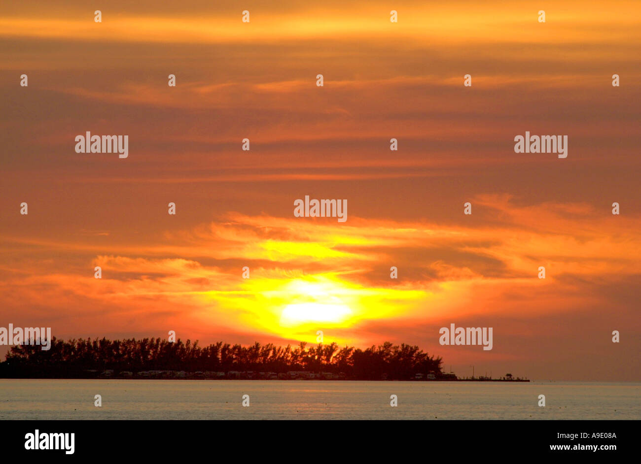 Horizontal color image of sunset over islands in the Florida Keys Stock ...