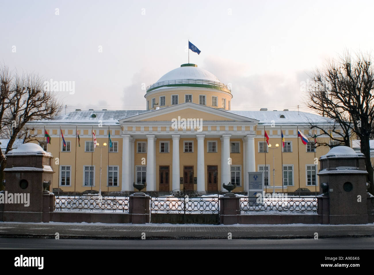 The tauride palace hi-res stock photography and images - Alamy