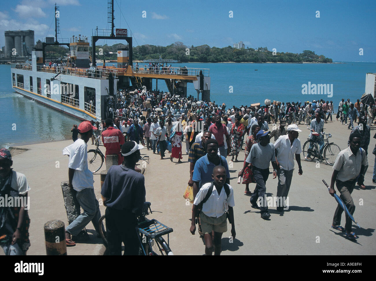 Likoni Ferry Stock Photos & Likoni Ferry Stock Images - Alamy