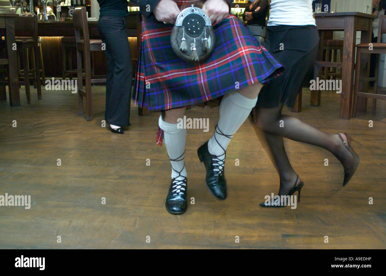 Ceilidh dance hi-res stock photography and images - Alamy