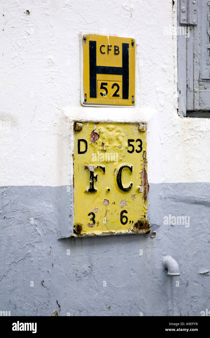Gibraltar signs hi-res stock photography and images - Alamy