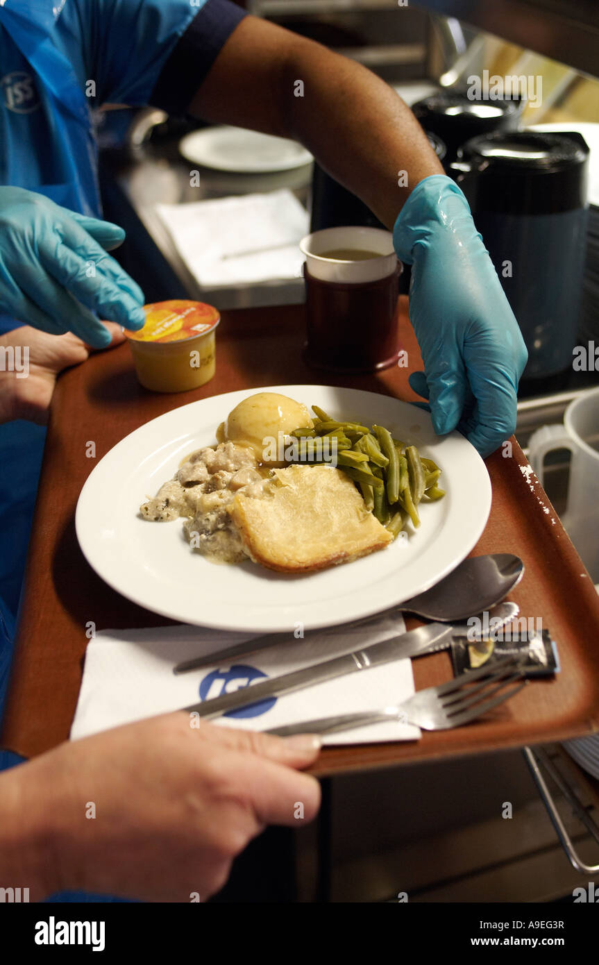 Meal time at hospital hi-res stock photography and images - Alamy