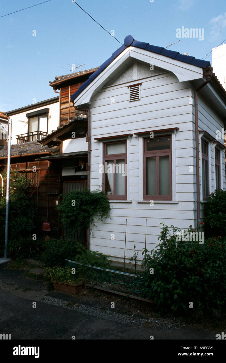 Traditional wooden Meji style house in Yanaka Stock Photo - Alamy