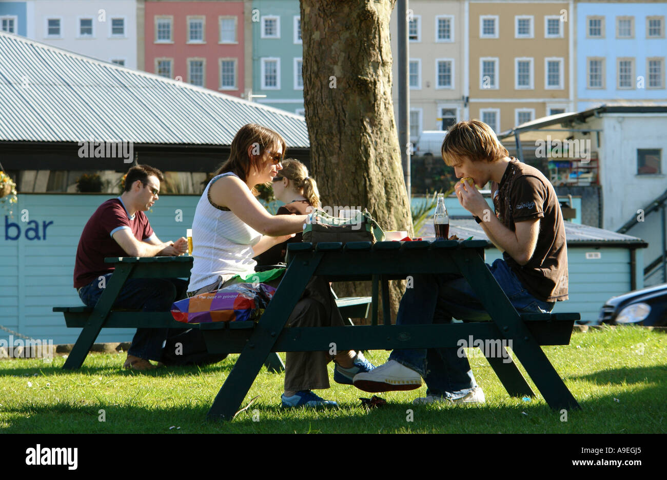 Young couple bristol hi-res stock photography and images - Alamy