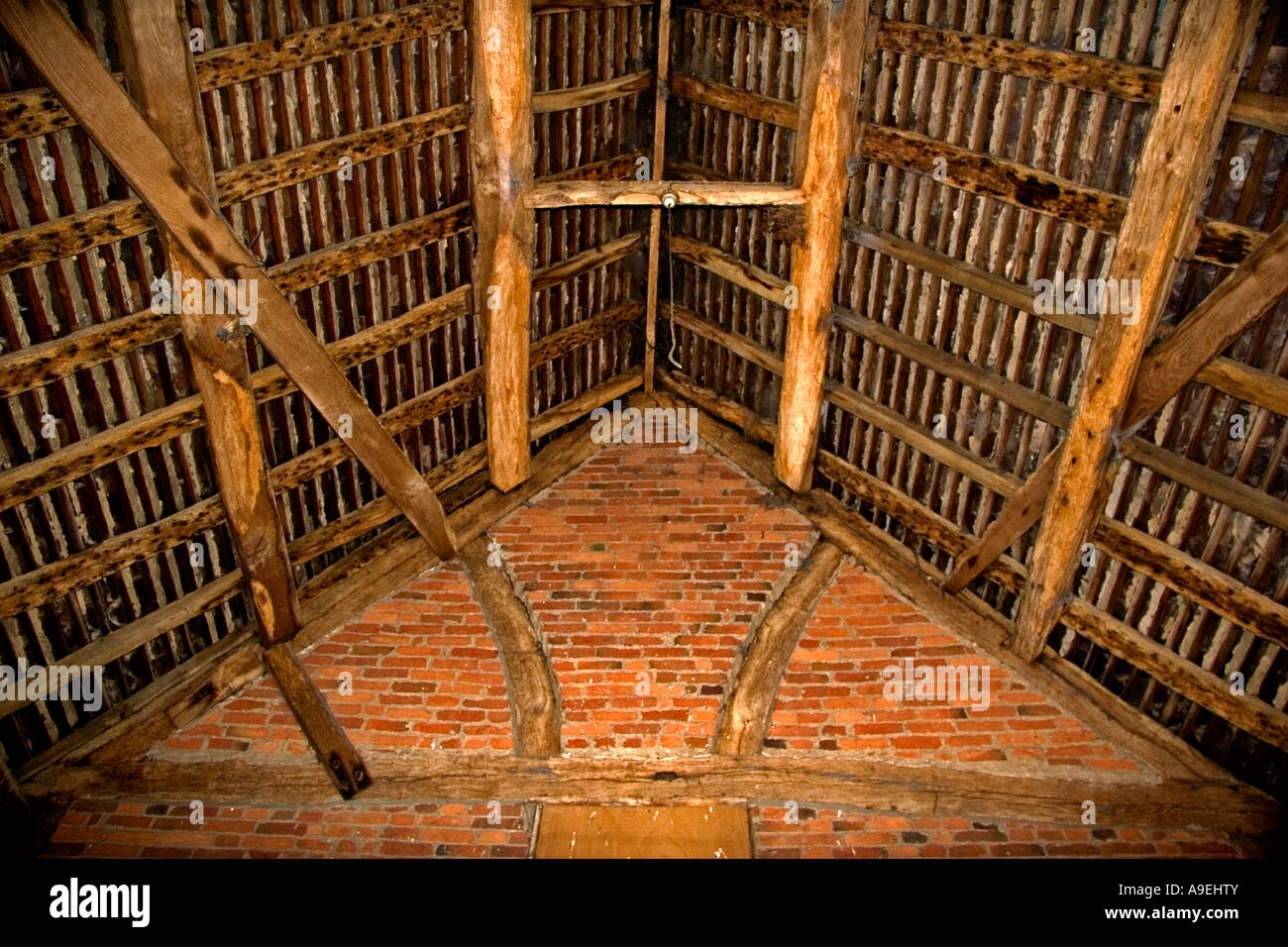 Laths roof hi-res stock photography and images - Alamy