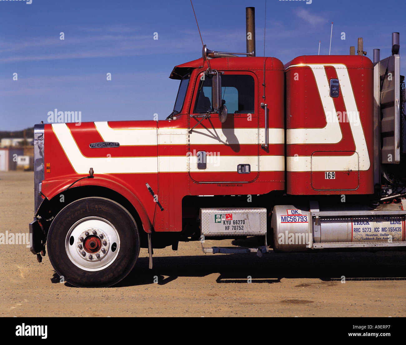 Big Red And White Truck High Resolution Stock Photography and Images ...