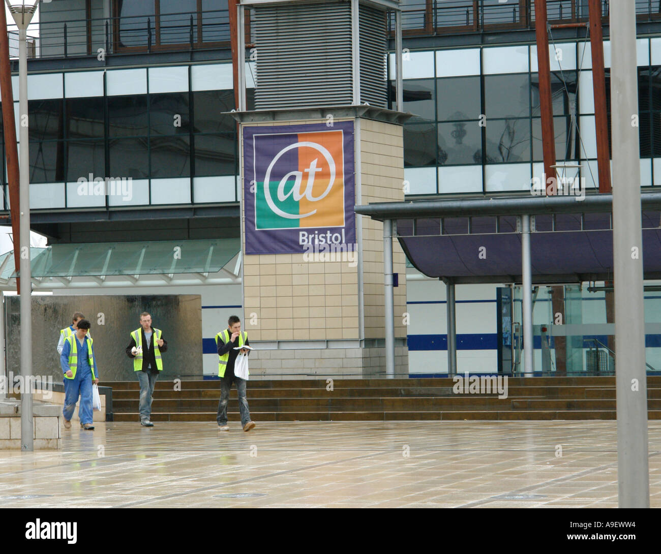People walking in the rain in bristol hi-res stock photography and ...