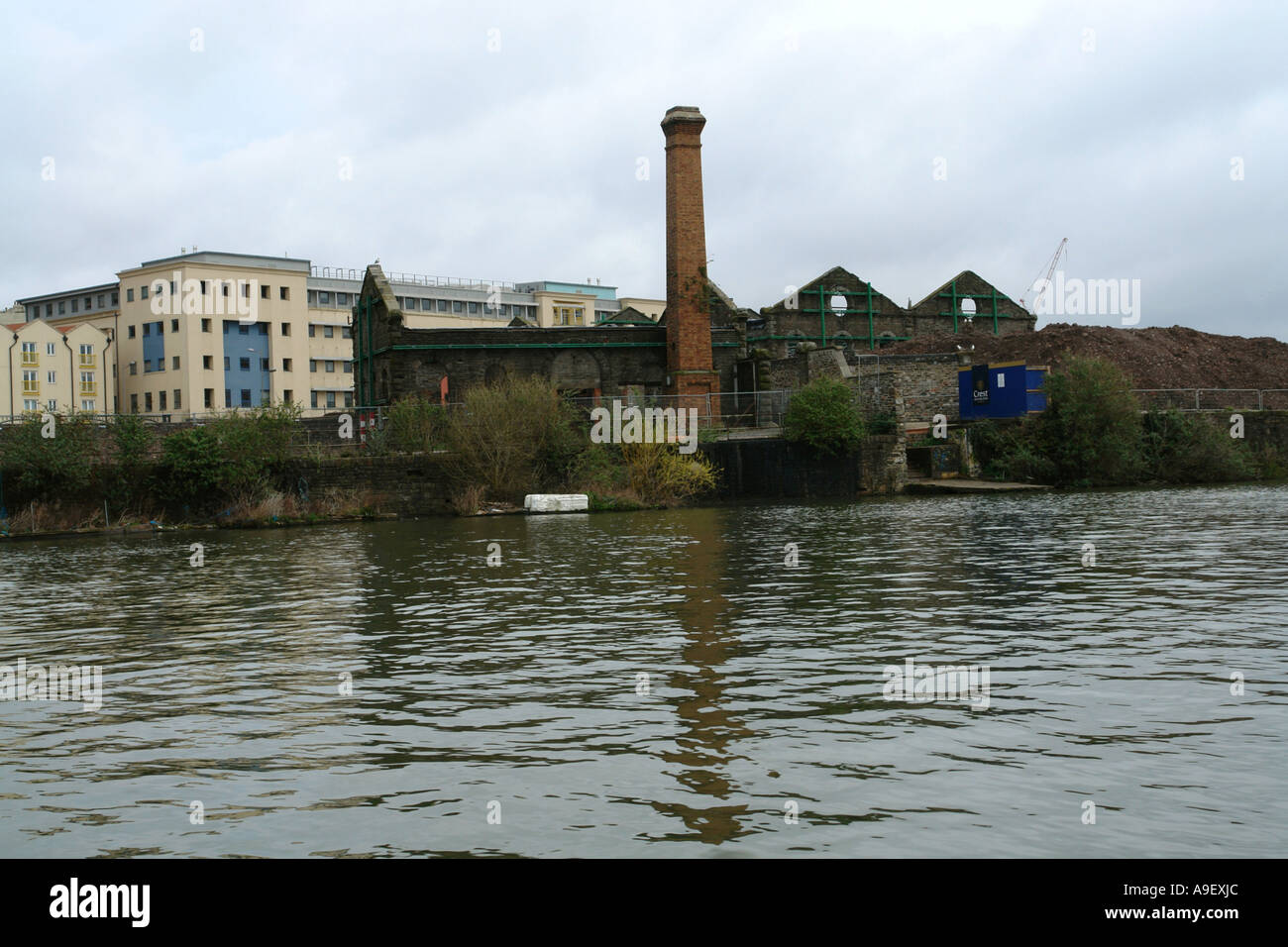 Bristol harbourside community hi-res stock photography and images - Alamy