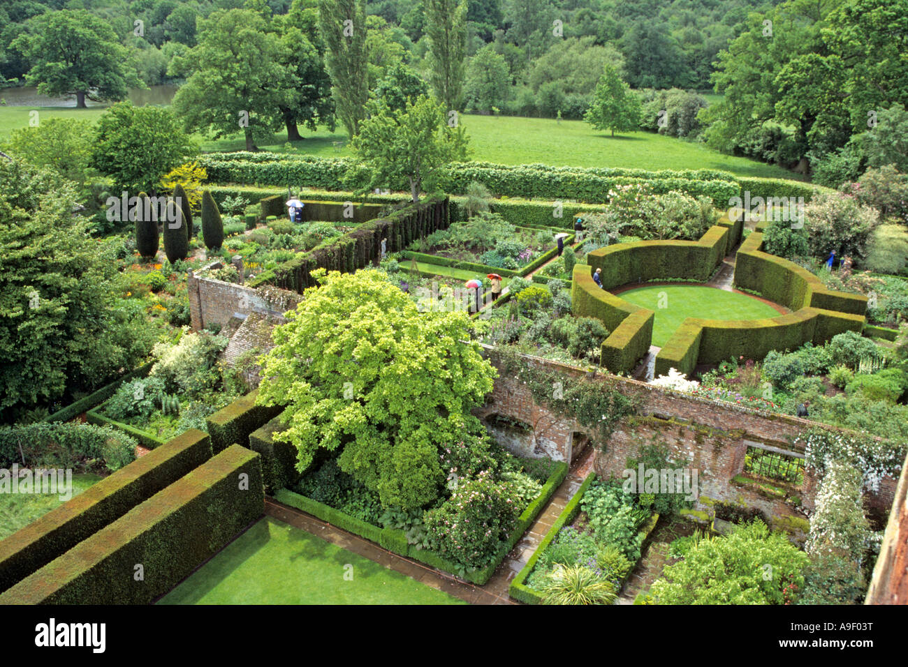 Sissinghurst,garden from tower hi-res stock photography and images - Alamy