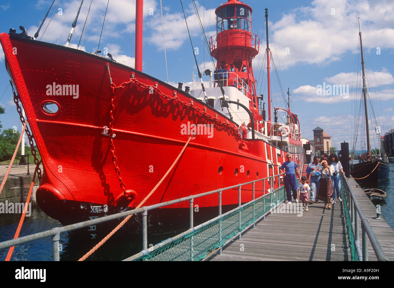 Lightship Helwick Swansea Marina Stock Photo - Alamy