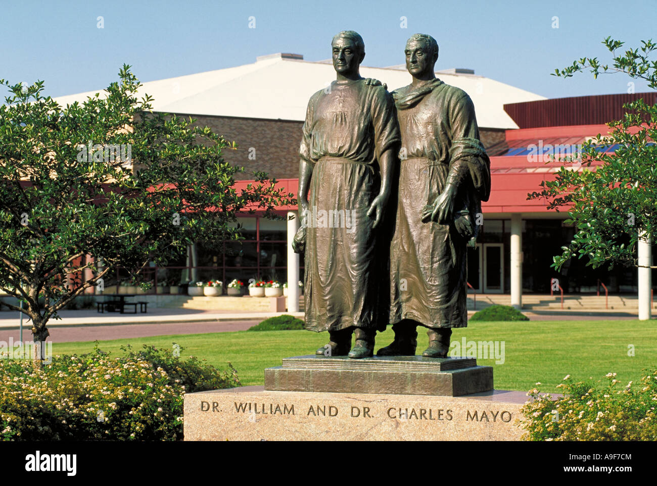 Elk258 4657 Minnesota Rochester William and Charles Mayo statue Stock ...