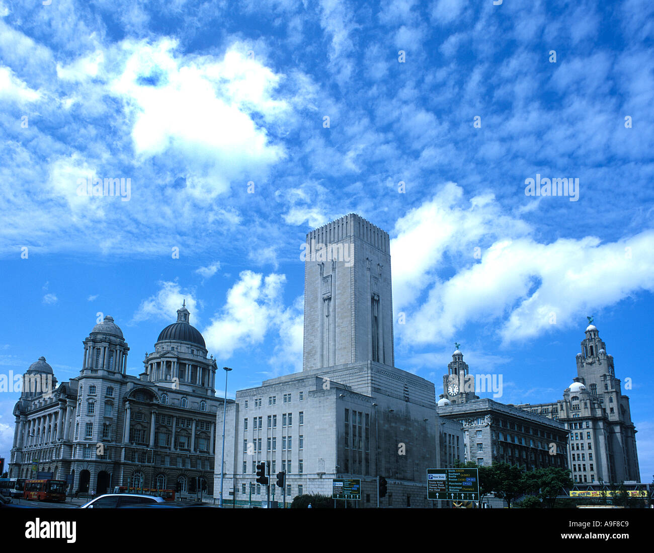 Georges pierhead hi-res stock photography and images - Alamy