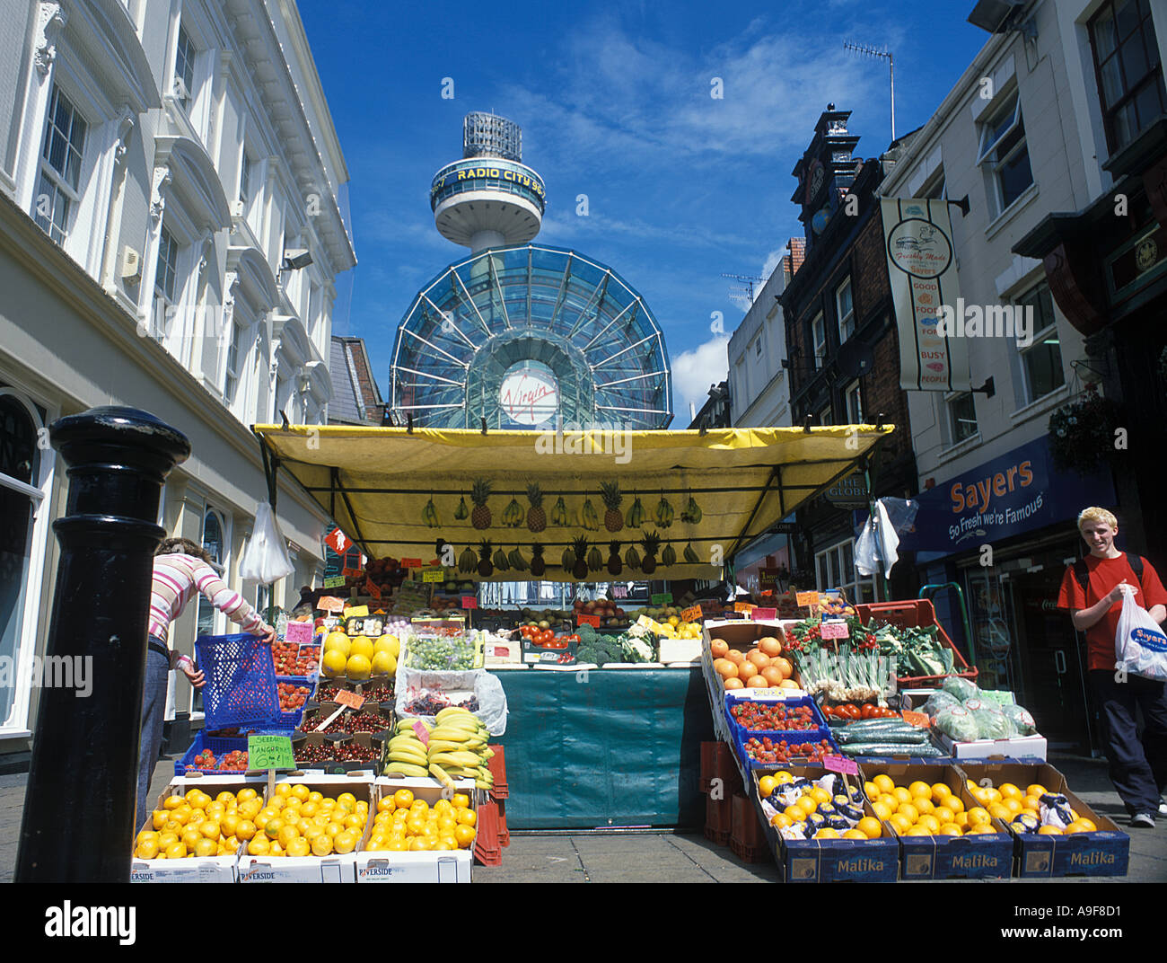 Market stall in Liverpool Stock Photo - Alamy