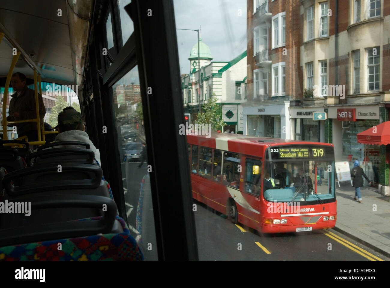 Kings road chelsea bus hi-res stock photography and images - Alamy