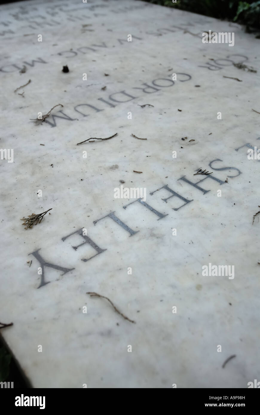 English protestant cemetery hi-res stock photography and images - Alamy