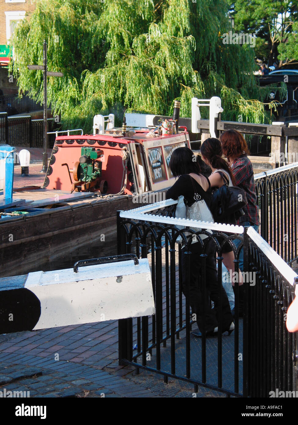 Camden Locks Camden London GB Stock Photo - Alamy