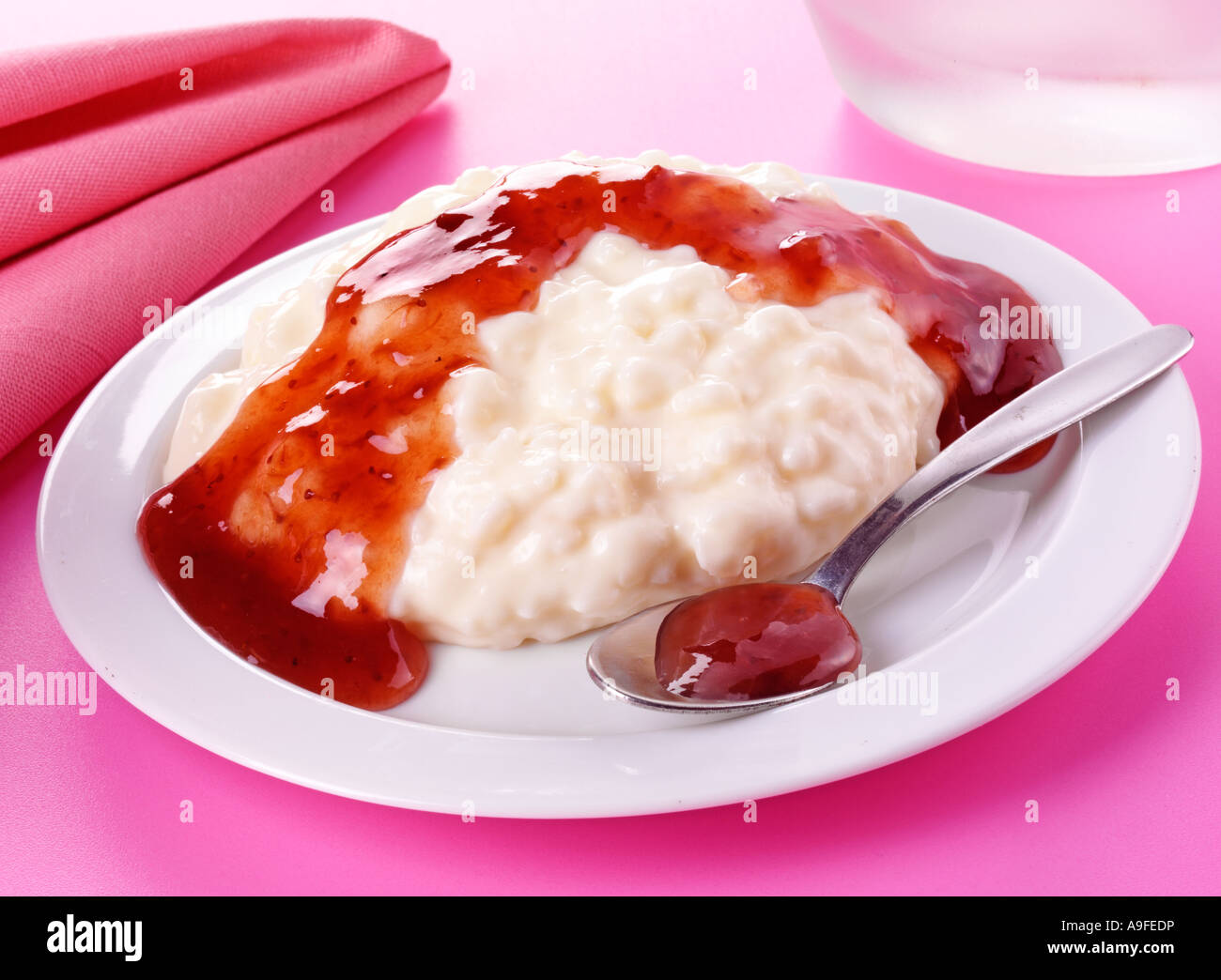 TRADITIONAL RICE PUDDING WITH JAM Stock Photo - Alamy