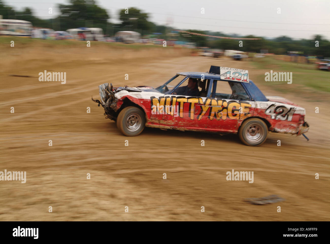 nutty nige banger racing car at smallfield dirt track near gatwick ...