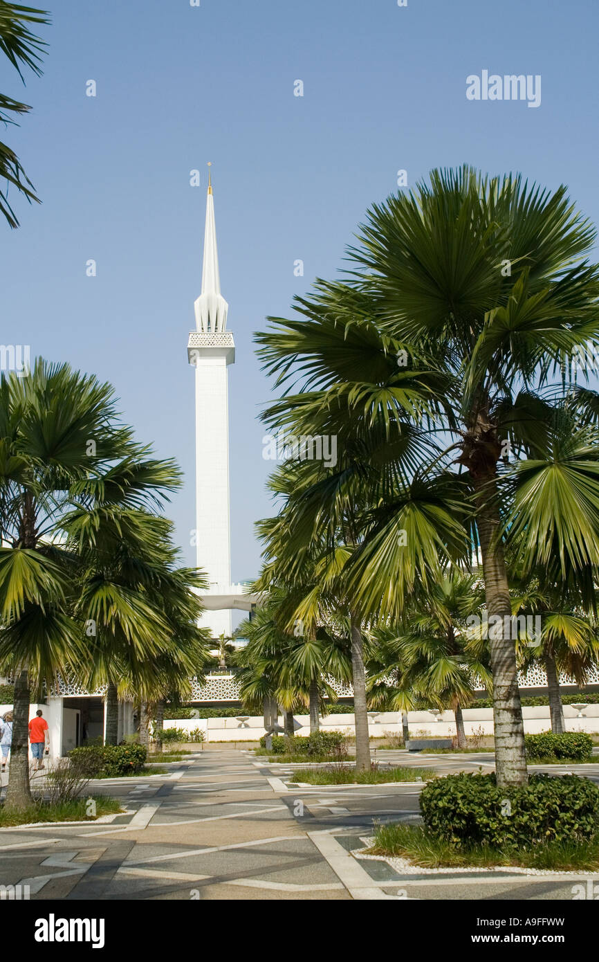 The National Mosque Masjid Negara in Kuala Lumpur Stock Photo - Alamy