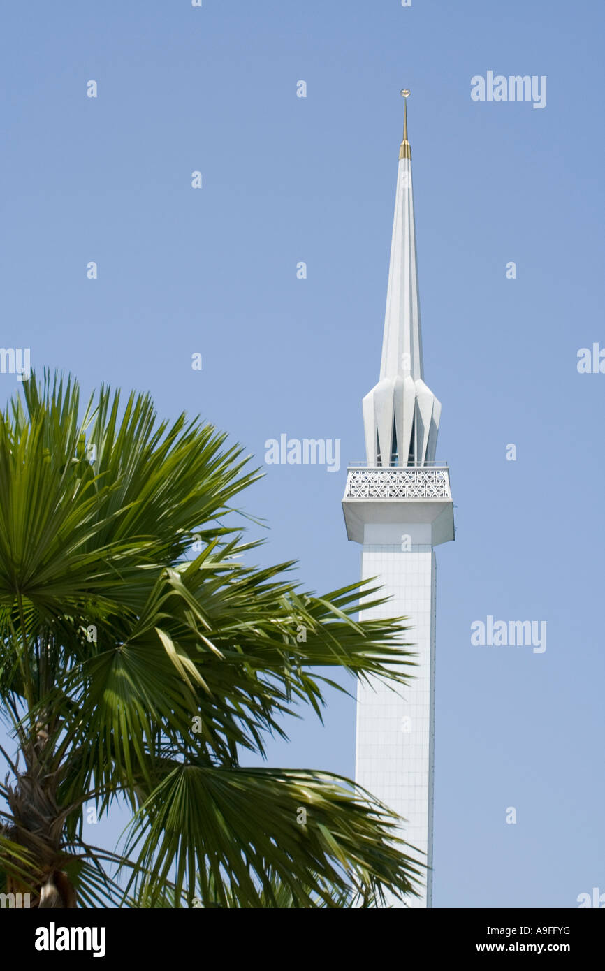 The National Mosque Masjid Negara in Kuala Lumpur Stock Photo - Alamy