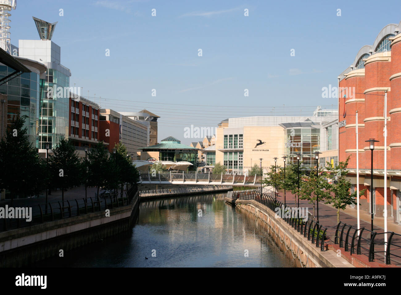 City of Reading the oracle shopping centre development by the river ...