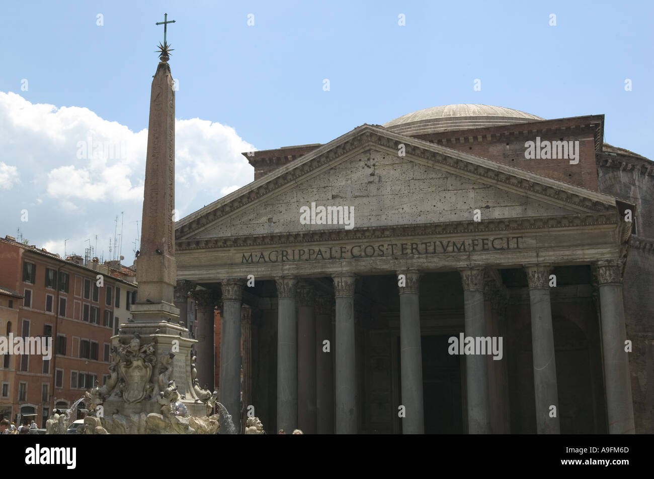 Italy Rome Pantheon dome exterior Stock Photo - Alamy