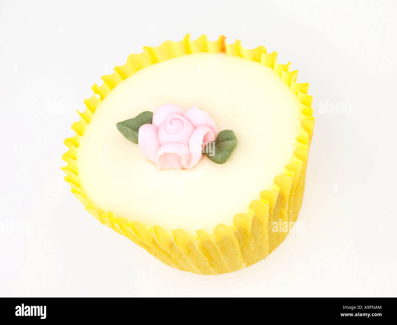 Lemon Fairy Cake Stock Photo - Alamy
