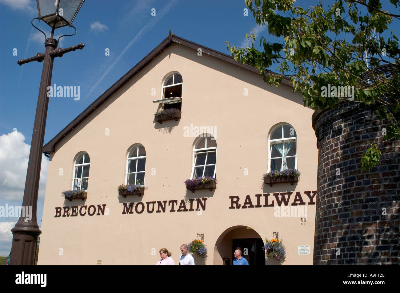Merthyr railway hi-res stock photography and images - Alamy